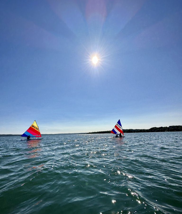 11 Beautiful Photos of the SOL Sailboat - SERO Sailing